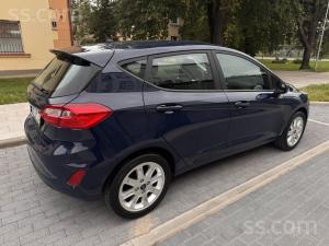 Zils Ford Fiesta 2019 Rīga, ar dzinēja tilpumu 1.00 L un nobraukumu 140 tūkst. km par 5700 €, foto 6 vietnē AUTOMOTO.COM.LV