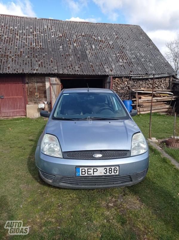 Blue Ford Fiesta 2005 in Moletai, with an engine capacity of 1.30 L and mileage of 256 thousand km for 600 €, photo 4 on AUTOMOTO.COM.LV