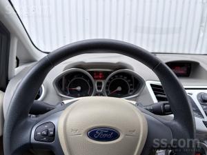 Brūns Ford Fiesta 2010 Rīga, ar dzinēja tilpumu 1.40 L un nobraukumu 232 tūkst. km par 3650 €, foto 9 vietnē AUTOMOTO.COM.LV