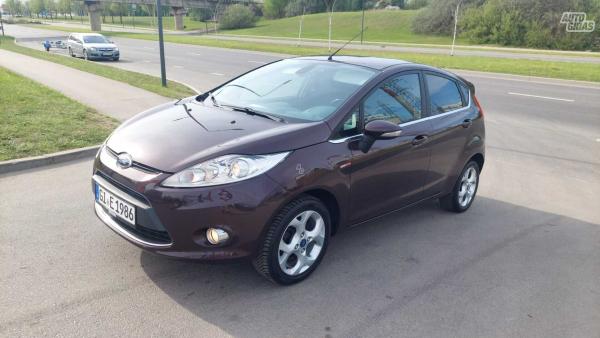Brown Ford Fiesta 2011 in Kaunas, with an engine capacity of 1.60 L and mileage of 189 thousand km for 4150 €, photo 5 on AUTOMOTO.COM.LV