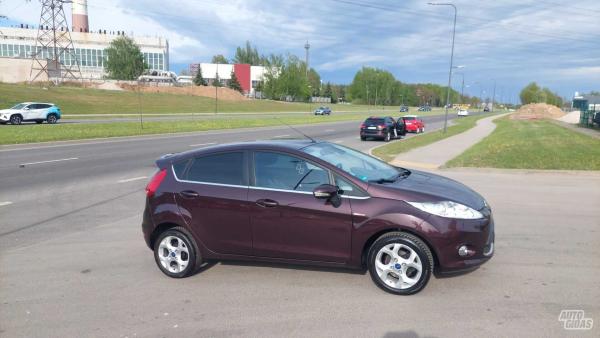 Brown Ford Fiesta 2011 in Kaunas, with an engine capacity of 1.60 L and mileage of 189 thousand km for 4150 €, photo 6 on AUTOMOTO.COM.LV