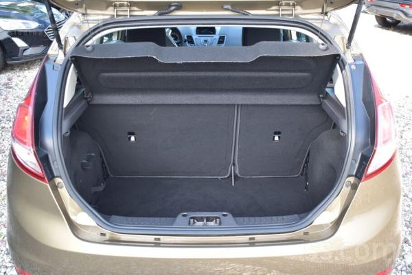 Brūns Ford Fiesta 2013 Kuldīga, ar dzinēja tilpumu 1.50 L un nobraukumu 0 tūkst. km par 3650 €, foto 5 vietnē AUTOMOTO.COM.LV