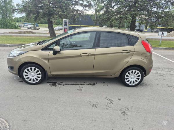 Brūns Ford Fiesta 2013 Plungė, ar dzinēja tilpumu 1.24 L un nobraukumu 189 tūkst. km par 3400 €, foto 1 vietnē AUTOMOTO.COM.LV