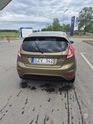 Brown Ford Fiesta 2013 in Plunge, with an engine capacity of 1.24 L and mileage of 189 thousand km for 3400 €, photo 5 on AUTOMOTO.COM.LV