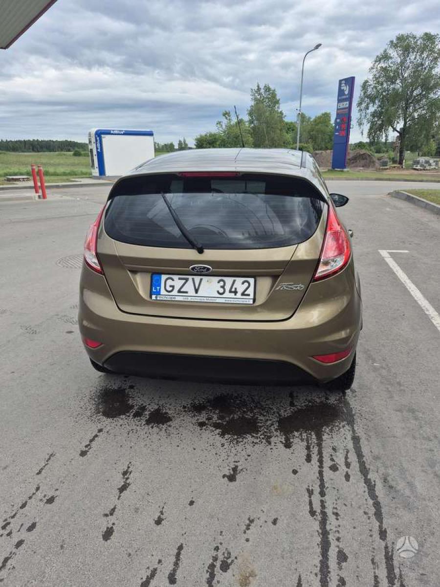 Brown Ford Fiesta 2013 in Plunge, with an engine capacity of 1.24 L and mileage of 189 thousand km for 3400 €, photo 5 on AUTOMOTO.COM.LV