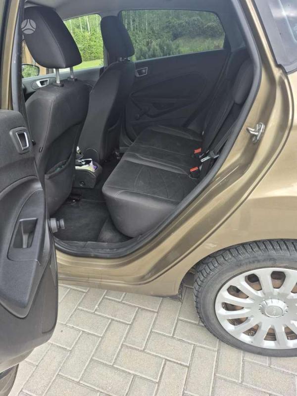 Brūns Ford Fiesta 2013 Plungė, ar dzinēja tilpumu 1.24 L un nobraukumu 189 tūkst. km par 3400 €, foto 5 vietnē AUTOMOTO.COM.LV