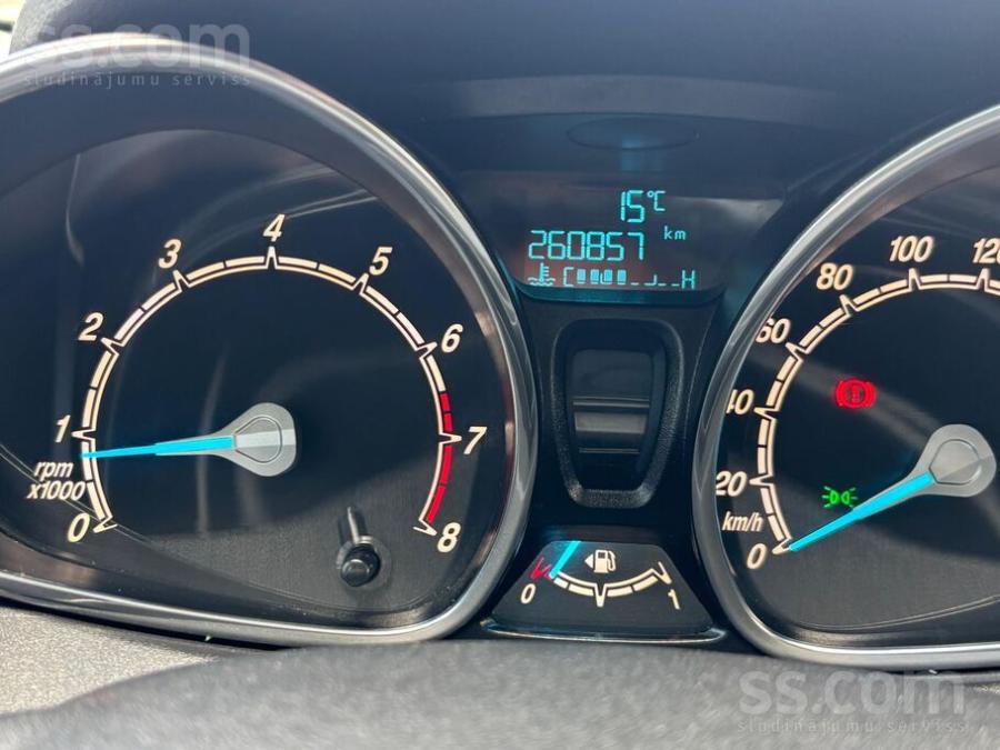 Brūns Ford Fiesta 2014 Liepāja, ar dzinēja tilpumu 1.20 L un nobraukumu 261 tūkst. km par 3200 €, foto 12 vietnē AUTOMOTO.COM.LV