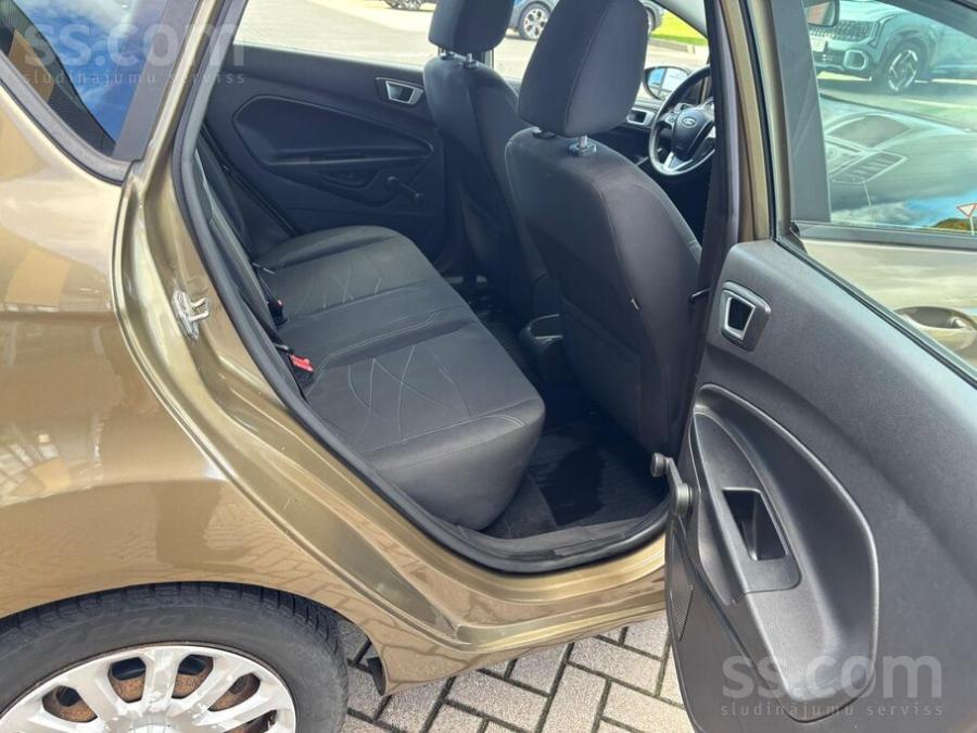 Brūns Ford Fiesta 2014 Liepāja, ar dzinēja tilpumu 1.20 L un nobraukumu 261 tūkst. km par 3200 €, foto 15 vietnē AUTOMOTO.COM.LV