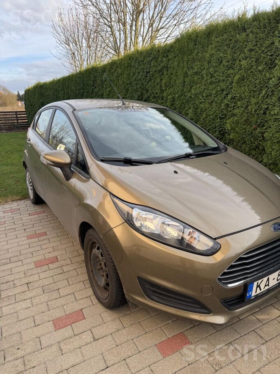 Brūns Ford Fiesta 2015 Rīga, ar dzinēja tilpumu 1.00 L un nobraukumu 58 tūkst. km par 4800 €, foto 1 vietnē AUTOMOTO.COM.LV