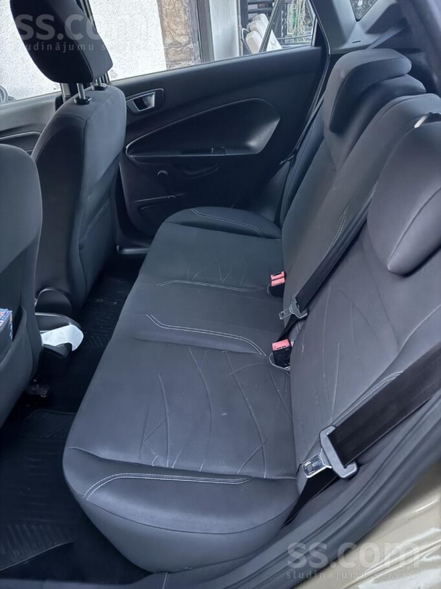 Brūns Ford Fiesta 2015 Rīga, ar dzinēja tilpumu 1.00 L un nobraukumu 58 tūkst. km par 4800 €, foto 7 vietnē AUTOMOTO.COM.LV