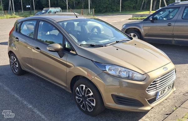 Brūns Ford Fiesta 2015 Viļņa, ar dzinēja tilpumu 1.20 L un nobraukumu 193 tūkst. km par 2800 €, foto 3 vietnē AUTOMOTO.COM.LV