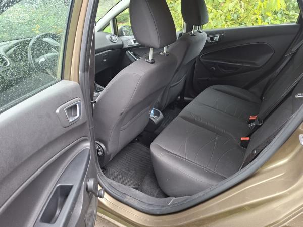Brūns Ford Fiesta 2015 Viļņa, ar dzinēja tilpumu 1.20 L un nobraukumu 193 tūkst. km par 2800 €, foto 6 vietnē AUTOMOTO.COM.LV