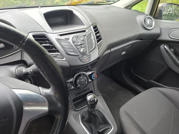 Brūns Ford Fiesta 2015 Viļņa, ar dzinēja tilpumu 1.20 L un nobraukumu 193 tūkst. km par 2800 €, foto 7 vietnē AUTOMOTO.COM.LV