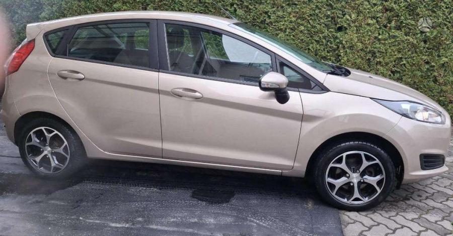 Brūns Ford Fiesta 2016 Kauņa, ar dzinēja tilpumu 1.00 L un nobraukumu 174 tūkst. km par 3999 €, foto 19 vietnē AUTOMOTO.COM.LV