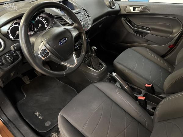 Brūns Ford Fiesta 2016 Viļņa, ar dzinēja tilpumu 1.30 L un nobraukumu 85 tūkst. km par 6000 €, foto 8 vietnē AUTOMOTO.COM.LV