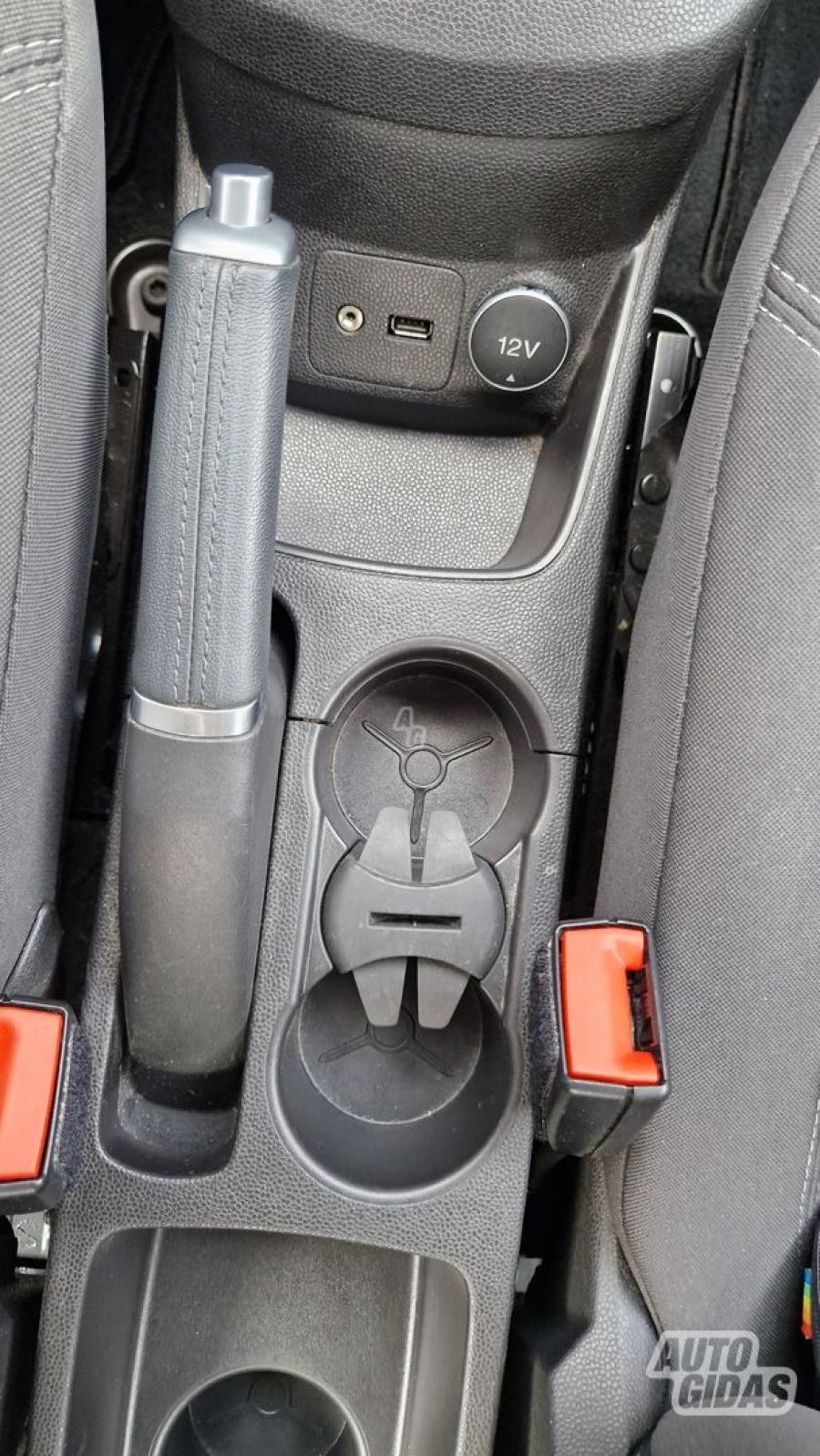 Brūns Ford Fiesta 2016 Viļņa, ar dzinēja tilpumu 1.00 L un nobraukumu 90 tūkst. km par 5900 €, foto 11 vietnē AUTOMOTO.COM.LV