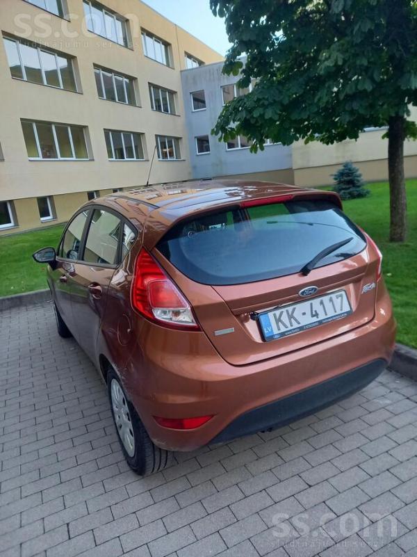 Brown Ford Fiesta 2016 in Riga, with an engine capacity of 1.00 L and mileage of 180 thousand km for 4700 €, photo 4 on AUTOMOTO.COM.LV