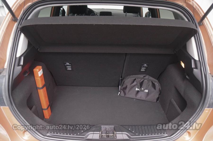 Brūns Ford Fiesta 2018 Tallina, ar dzinēja tilpumu 1.00 L un nobraukumu 165 tūkst. km par 6490 €, foto 11 vietnē AUTOMOTO.COM.LV