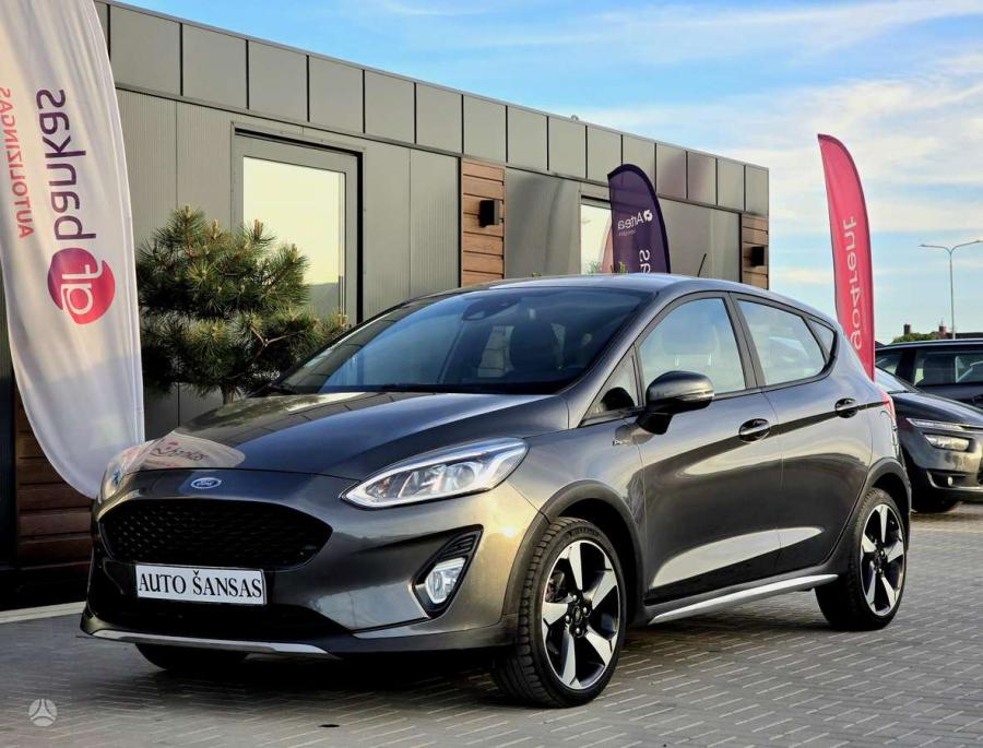 Brown Ford Fiesta 2018 in Taurage, with an engine capacity of 1.00 L and mileage of 145 thousand km for 5999 €, photo 3 on AUTOMOTO.COM.LV