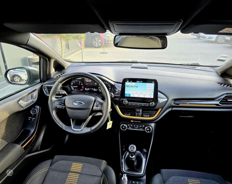 Brown Ford Fiesta 2018 in Taurage, with an engine capacity of 1.00 L and mileage of 145 thousand km for 5999 €, photo 16 on AUTOMOTO.COM.LV