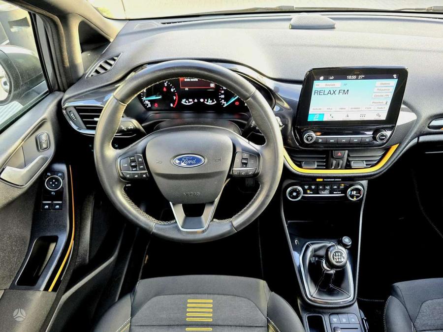 Brown Ford Fiesta 2018 in Taurage, with an engine capacity of 1.00 L and mileage of 145 thousand km for 5999 €, photo 17 on AUTOMOTO.COM.LV