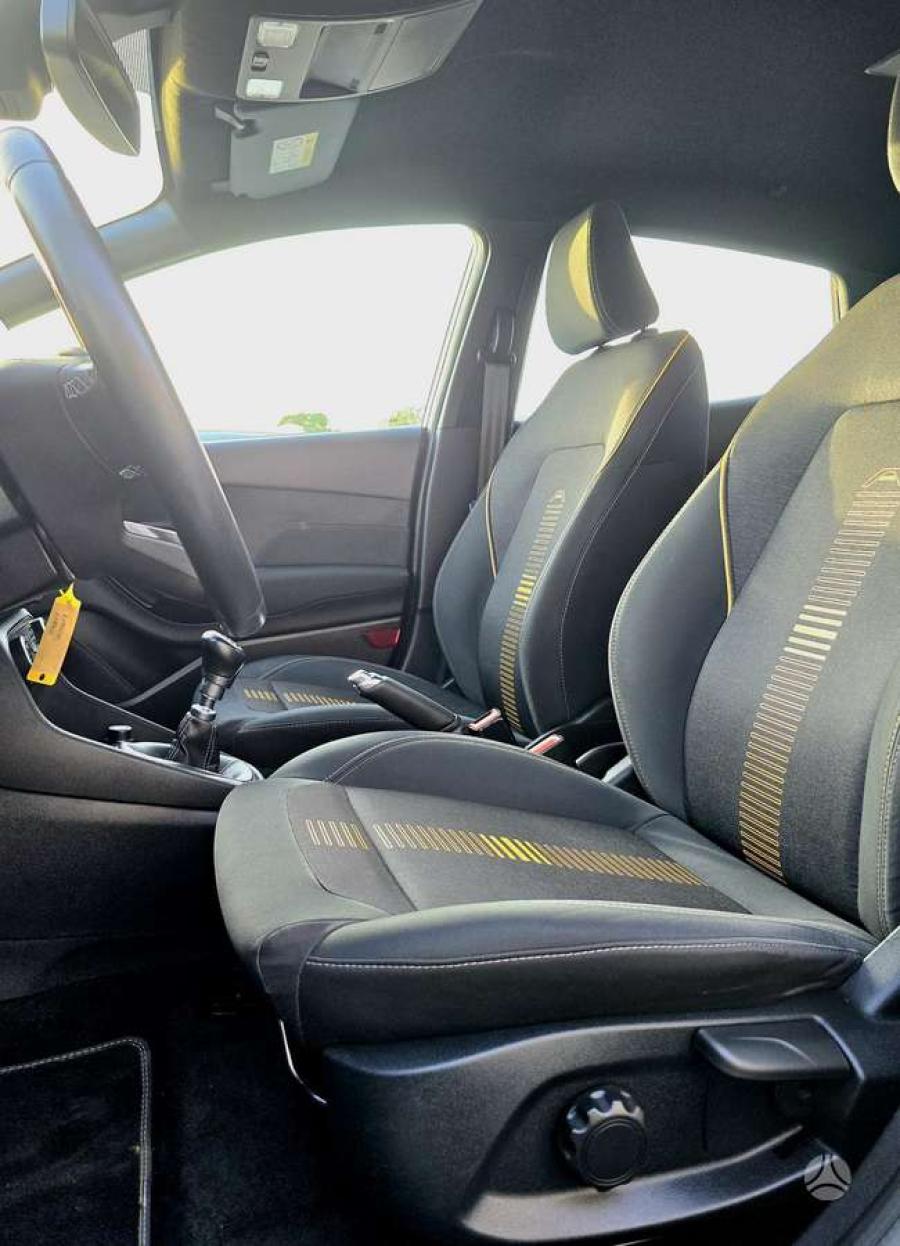 Brown Ford Fiesta 2018 in Taurage, with an engine capacity of 1.00 L and mileage of 145 thousand km for 5999 €, photo 22 on AUTOMOTO.COM.LV