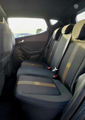 Brown Ford Fiesta 2018 in Taurage, with an engine capacity of 1.00 L and mileage of 145 thousand km for 5999 €, photo 26 on AUTOMOTO.COM.LV