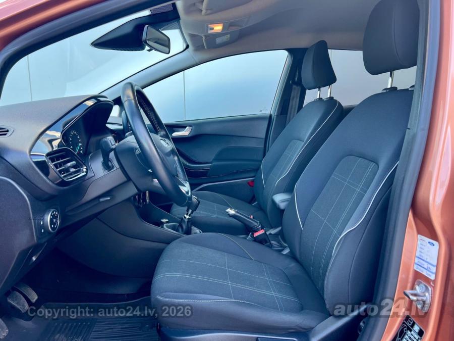 Brown Ford Fiesta 2018 in Tallinn, with an engine capacity of 1.00 L and mileage of 160 thousand km for 5990 €, photo 10 on AUTOMOTO.COM.LV