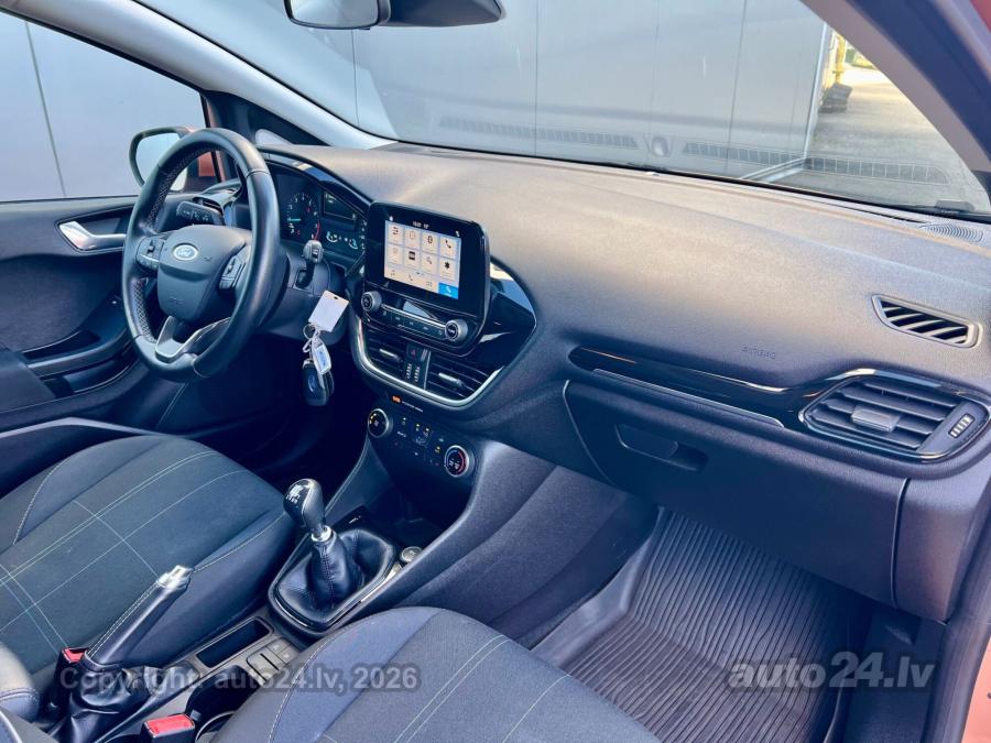 Brown Ford Fiesta 2018 in Tallinn, with an engine capacity of 1.00 L and mileage of 160 thousand km for 5990 €, photo 13 on AUTOMOTO.COM.LV