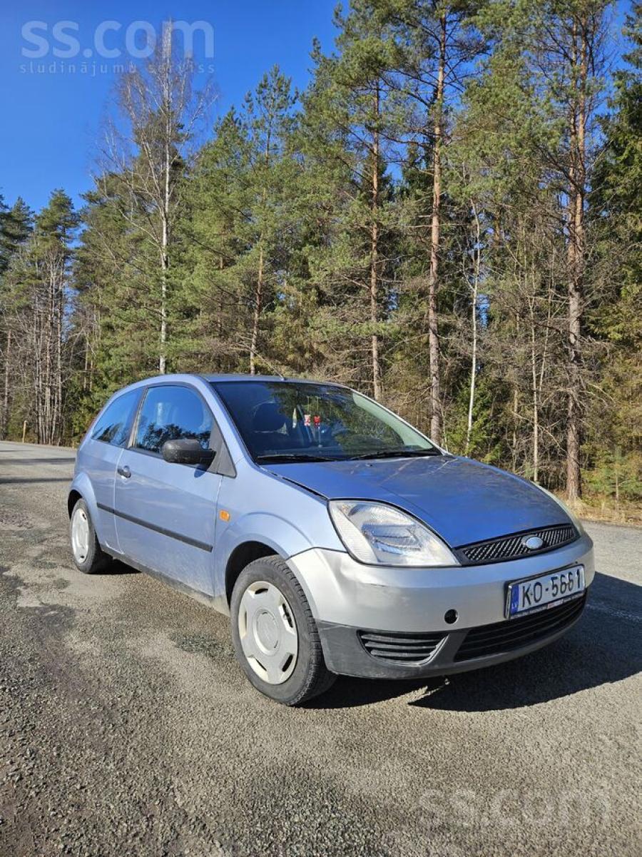 Ford Fiesta 2005 in Riga, with an engine capacity of 1.30 L and mileage of 237 thousand km for 800 €, photo 3 on AUTOMOTO.COM.LV