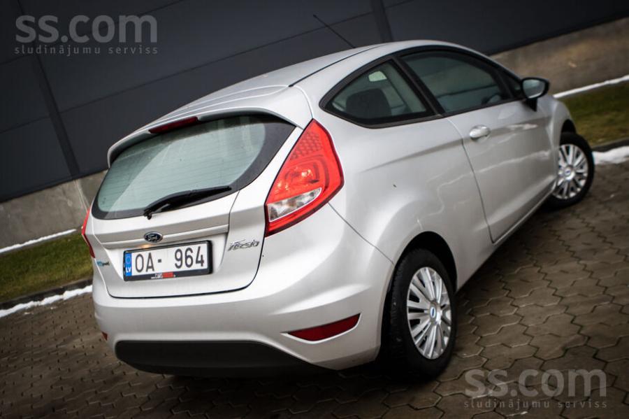 Ford Fiesta 2009 in Riga, with an engine capacity of 1.60 L and mileage of 192 thousand km for 2990 €, photo 7 on AUTOMOTO.COM.LV