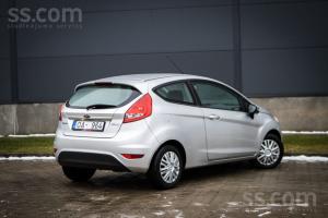 Ford Fiesta 2009 in Riga, with an engine capacity of 1.60 L and mileage of 192 thousand km for 2990 €, photo 8 on AUTOMOTO.COM.LV