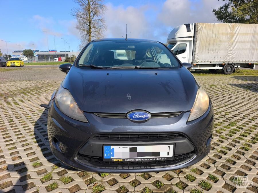 Ford Fiesta 2009 Viļņa, ar dzinēja tilpumu 1.40 L un nobraukumu 265 tūkst. km par 950 €, foto 3 vietnē AUTOMOTO.COM.LV
