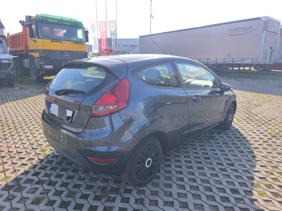 Ford Fiesta 2009 Viļņa, ar dzinēja tilpumu 1.40 L un nobraukumu 265 tūkst. km par 950 €, foto 5 vietnē AUTOMOTO.COM.LV