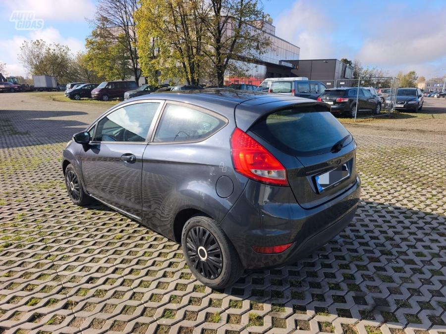 Ford Fiesta 2009 Viļņa, ar dzinēja tilpumu 1.40 L un nobraukumu 265 tūkst. km par 950 €, foto 6 vietnē AUTOMOTO.COM.LV