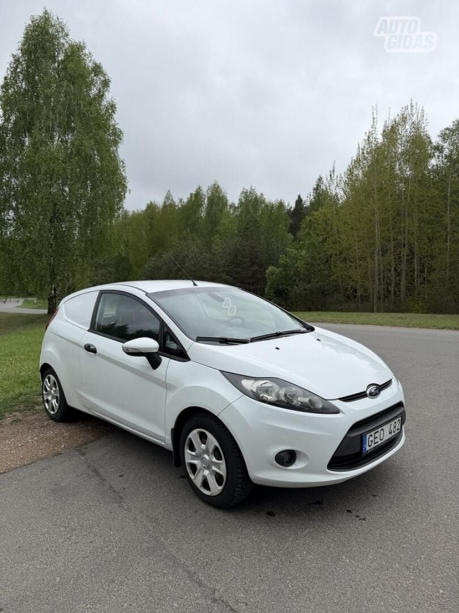 Ford Fiesta 2013 in Vilnius, with an engine capacity of 1.20 L and mileage of 180 thousand km for 1090 €, photo 3 on AUTOMOTO.COM.LV