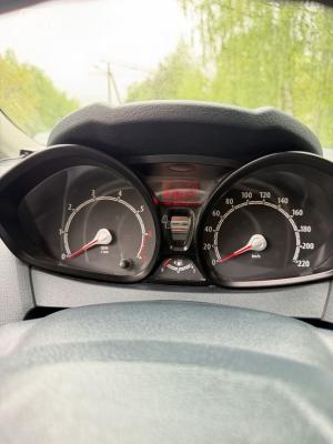 Ford Fiesta 2013 in Vilnius, with an engine capacity of 1.20 L and mileage of 180 thousand km for 1090 €, photo 8 on AUTOMOTO.COM.LV