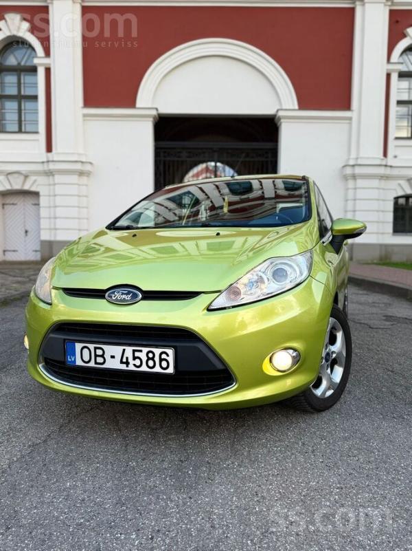 Green Ford Fiesta 2009 in Jelgava, with an engine capacity of 1.60 L and mileage of 249 thousand km for 3500 €, photo 1 on AUTOMOTO.COM.LV