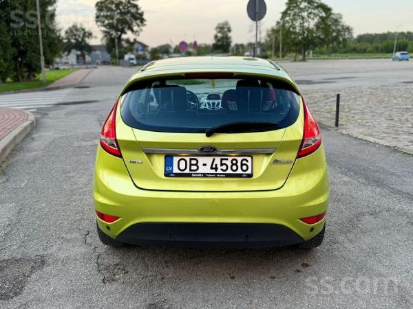 Green Ford Fiesta 2009 in Jelgava, with an engine capacity of 1.60 L and mileage of 249 thousand km for 3500 €, photo 9 on AUTOMOTO.COM.LV