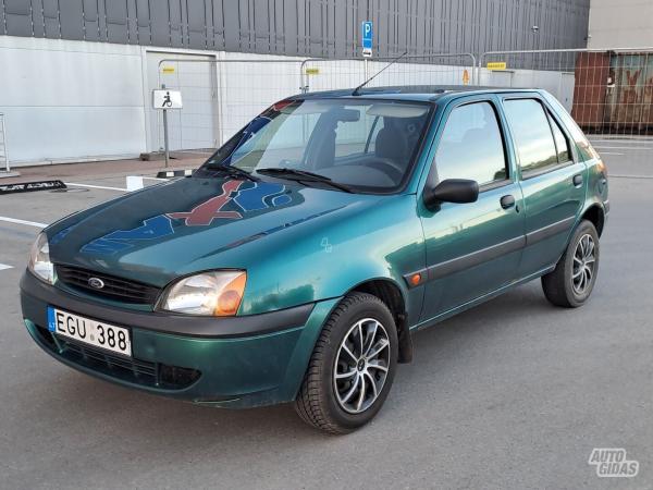 Zaļš Ford Fiesta 2000 Klaipėda, ar dzinēja tilpumu 1.80 L un nobraukumu 182 tūkst. km par 750 €, foto 1 vietnē AUTOMOTO.COM.LV
