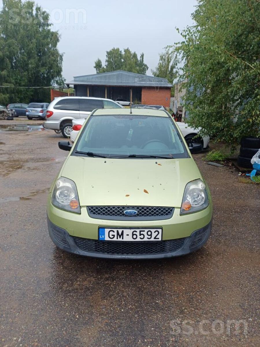 Zaļš Ford Fiesta 2007 Rīga, ar dzinēja tilpumu 1.30 L un nobraukumu 126 tūkst. km par 1300 €, foto 1 vietnē AUTOMOTO.COM.LV