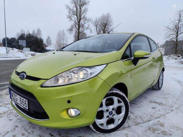 Green Ford Fiesta 2009 in Vilnius, with an engine capacity of 1.40 L and mileage of 87 thousand km for 4000 €, photo 1 on AUTOMOTO.COM.LV
