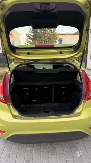 Zaļš Ford Fiesta 2009 Viļņa, ar dzinēja tilpumu 1.24 L un nobraukumu 202 tūkst. km par 2100 €, foto 7 vietnē AUTOMOTO.COM.LV