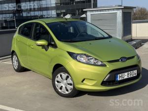 Zaļš Ford Fiesta 2011 Rīga, ar dzinēja tilpumu 1.20 L un nobraukumu 98 tūkst. km par 3000 €, foto  vietnē AUTOMOTO.COM.LV