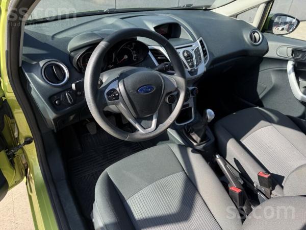 Zaļš Ford Fiesta 2011 Rīga, ar dzinēja tilpumu 1.20 L un nobraukumu 98 tūkst. km par 3000 €, foto 7 vietnē AUTOMOTO.COM.LV