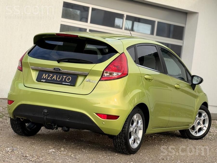 Zaļš Ford Fiesta 2012 Tukums, ar dzinēja tilpumu 1.60 L un nobraukumu 239 tūkst. km par 3990 €, foto 5 vietnē AUTOMOTO.COM.LV