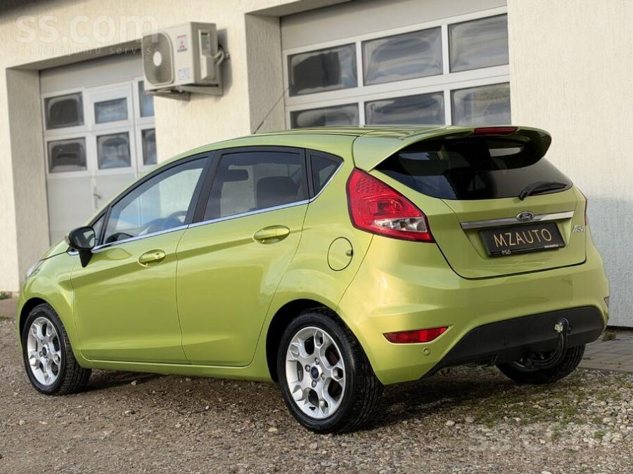 Zaļš Ford Fiesta 2012 Tukums, ar dzinēja tilpumu 1.60 L un nobraukumu 239 tūkst. km par 3990 €, foto 6 vietnē AUTOMOTO.COM.LV