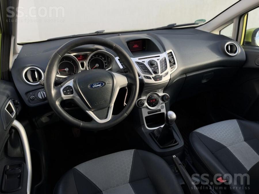 Zaļš Ford Fiesta 2012 Tukums, ar dzinēja tilpumu 1.60 L un nobraukumu 239 tūkst. km par 3990 €, foto 7 vietnē AUTOMOTO.COM.LV
