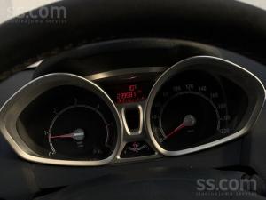 Zaļš Ford Fiesta 2012 Tukums, ar dzinēja tilpumu 1.60 L un nobraukumu 239 tūkst. km par 3990 €, foto 12 vietnē AUTOMOTO.COM.LV