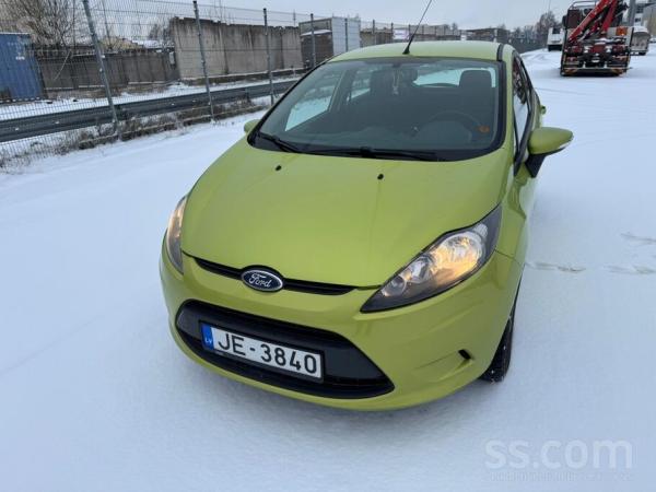 Green Ford Fiesta 2013 in Riga, with an engine capacity of 1.20 L and mileage of 173 thousand km for 2300 €, photo 2 on AUTOMOTO.COM.LV